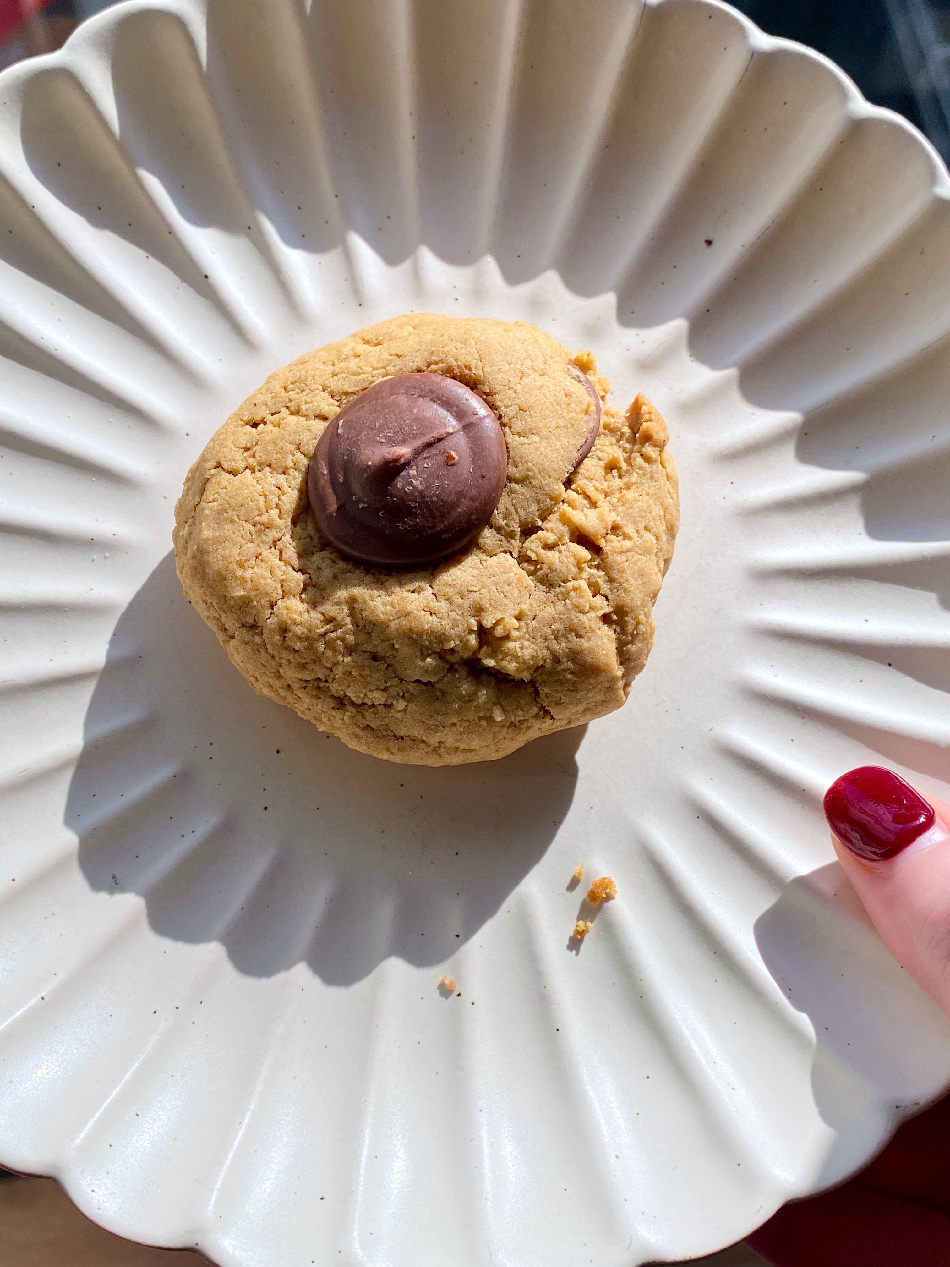 kūmara chocolate button cookies – Hungry and Frozen